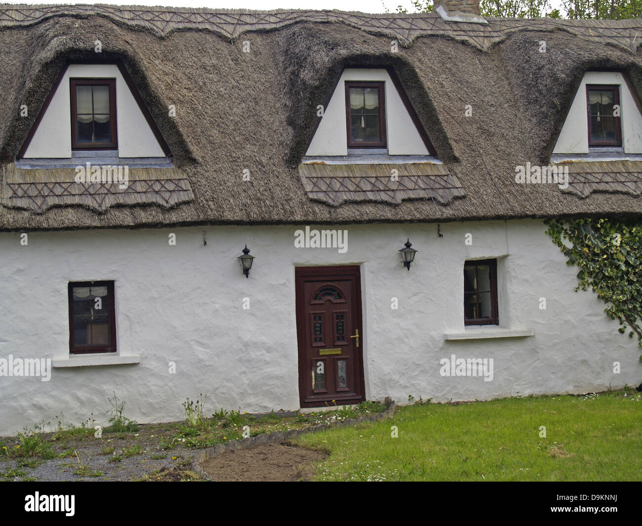 Thatched roof cottage,County Galway,Ireland Stock Photo - Alamy