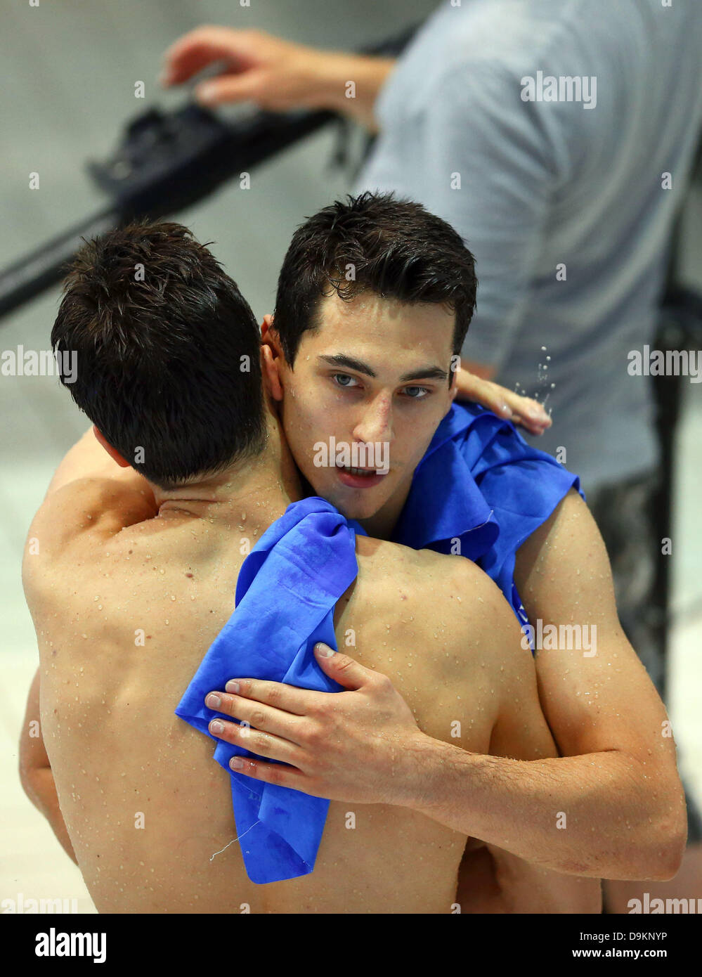 Rostock, Germany. 21st June, 2013. Germany's divers Patrick Hausding (L ...