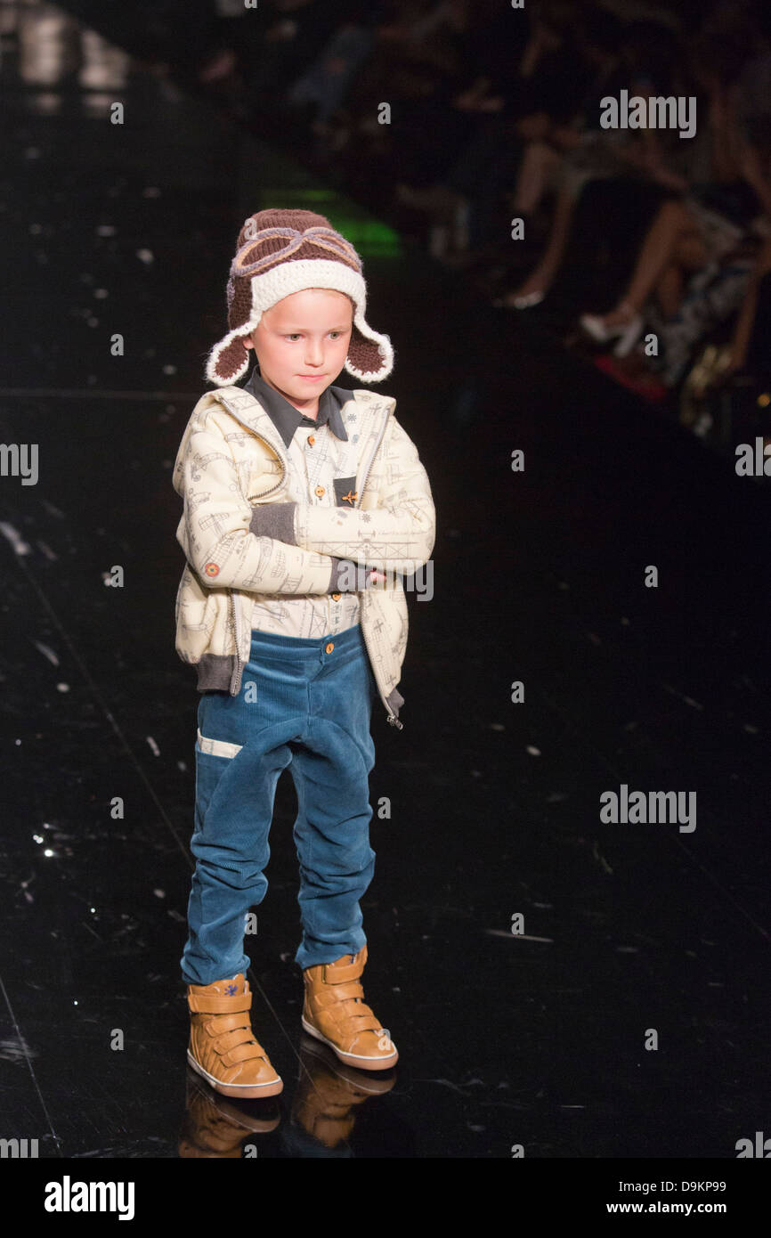 Fashion child boy show hi-res stock photography and images - Alamy