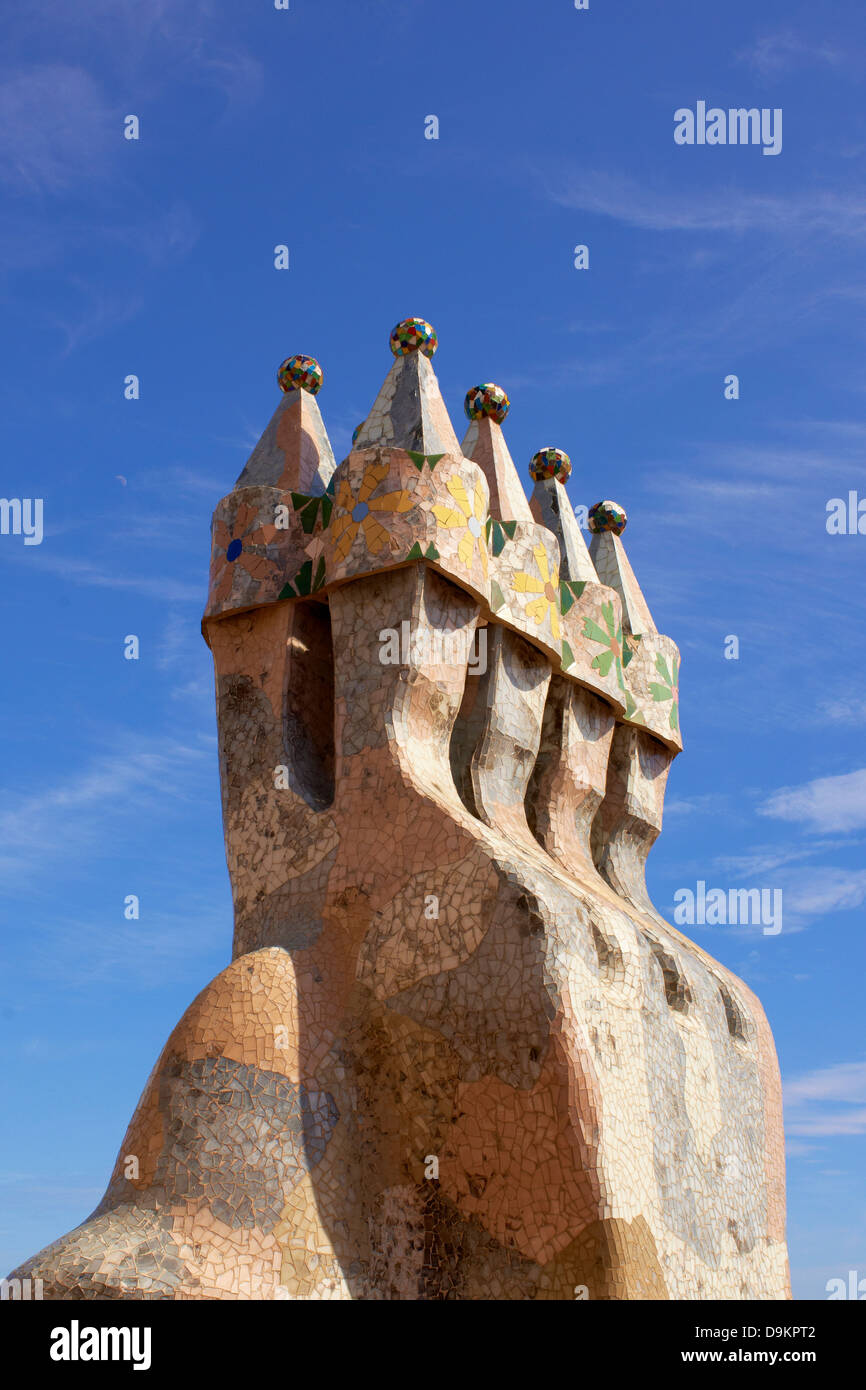 Ornate chimneys hi-res stock photography and images - Alamy