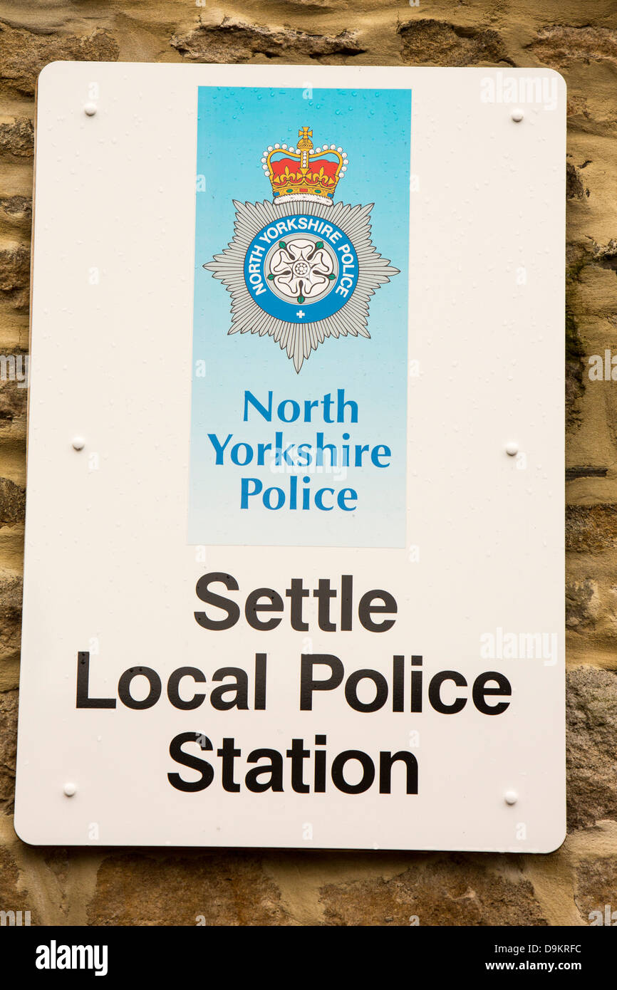 Yorkshire police station hi-res stock photography and images - Alamy