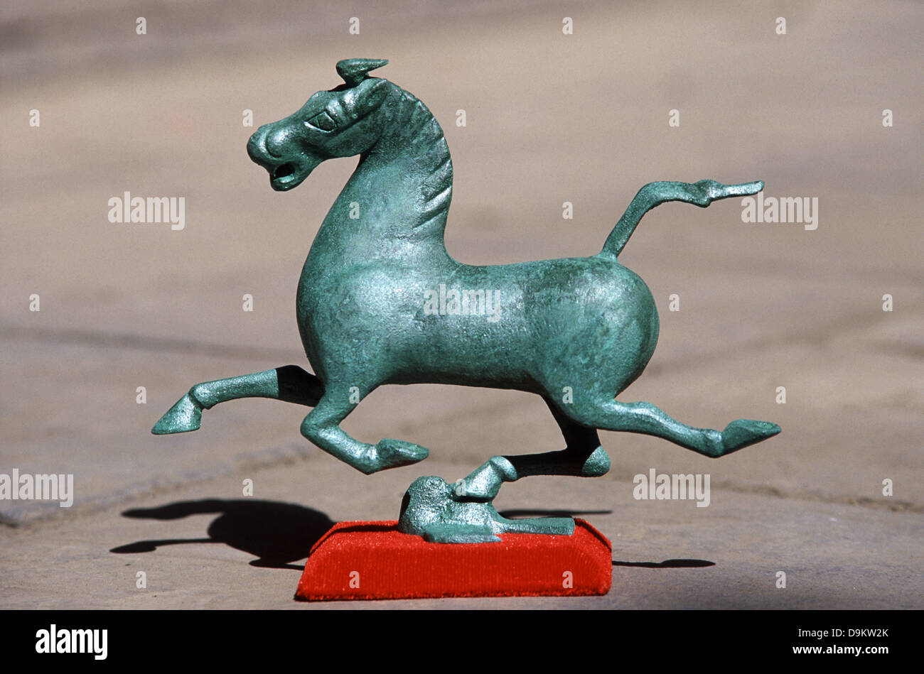 Bronze chinese horse hi-res stock photography and images - Alamy