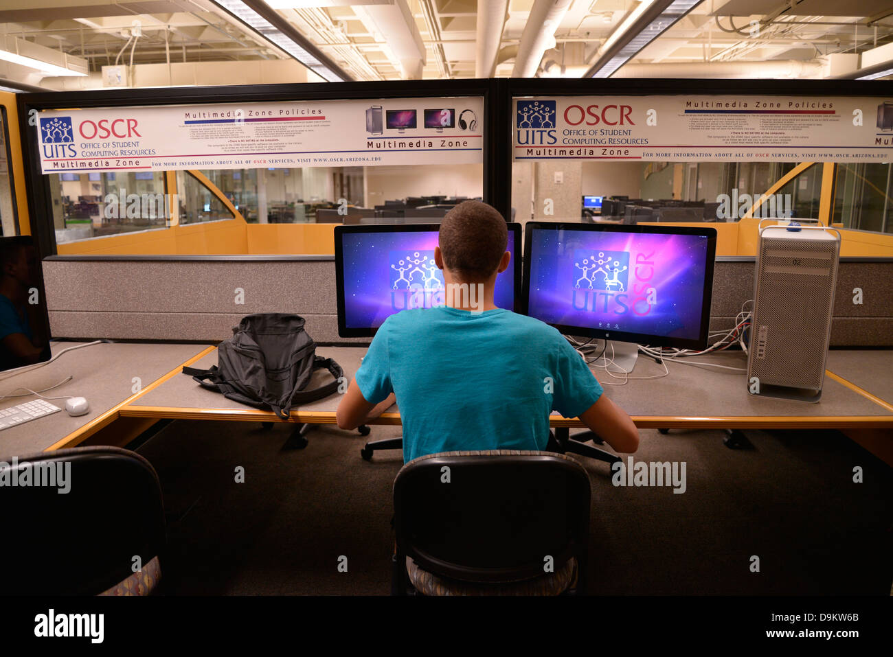 Computers in education hi-res stock photography and images - Alamy