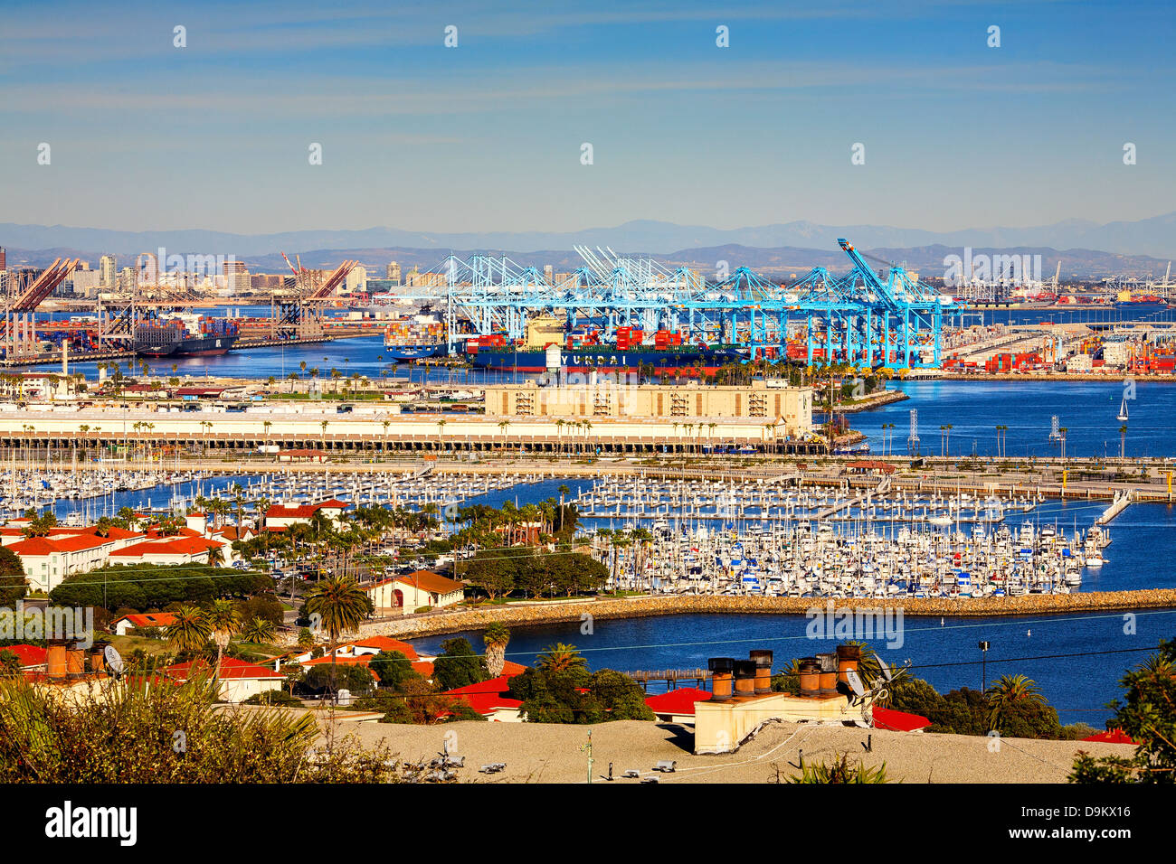 A view of the port in the San Pedro neighborhood of Los Angeles ...