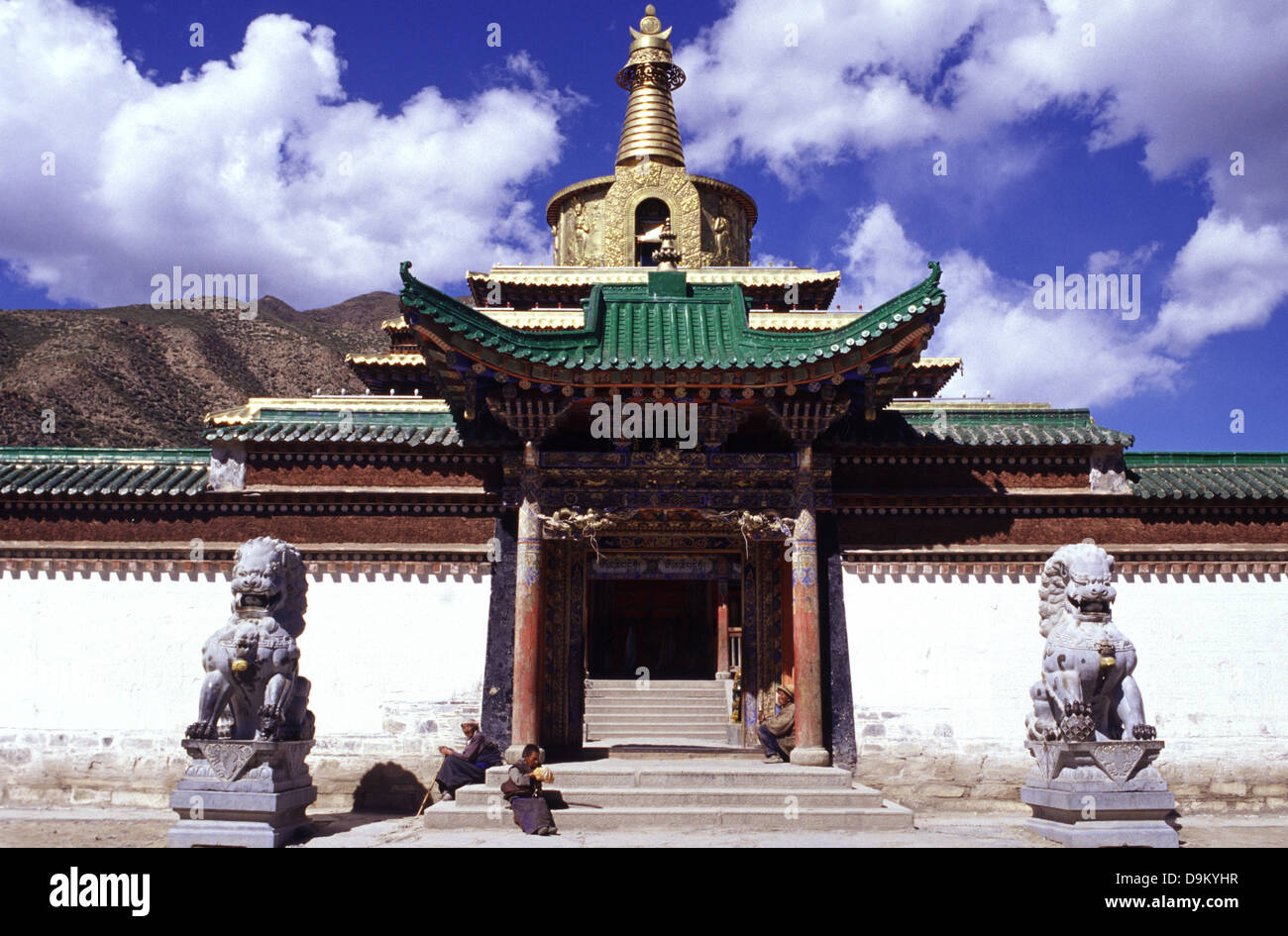 Gong Tang pagoda in Labuleng Si or Labrang monastery one of the six ...
