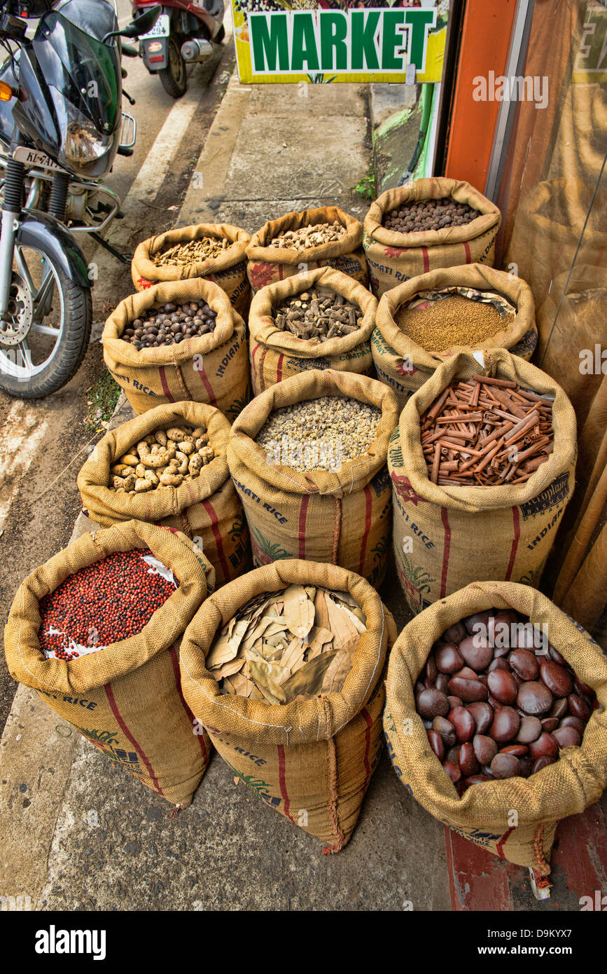 spices for sale in the market of Fort Cochin (Kochi), Kerala, India ...