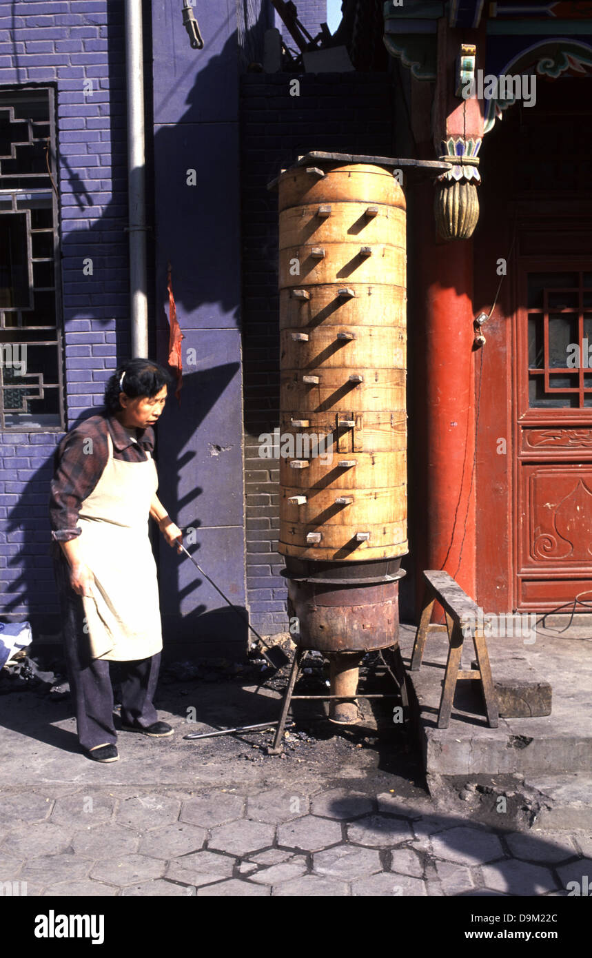 Chinese heating hi-res stock photography and images - Alamy