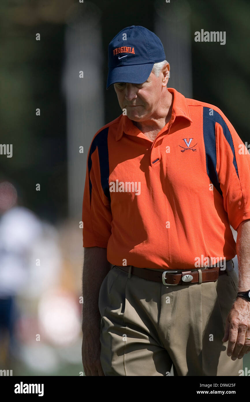 Virginia head coach al groh hi-res stock photography and images - Alamy