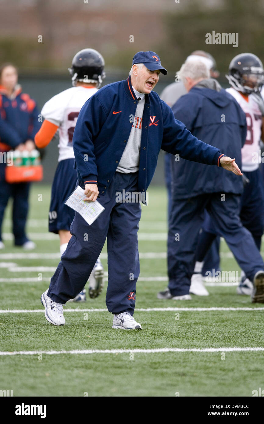 Virginia head coach al groh hi-res stock photography and images - Alamy