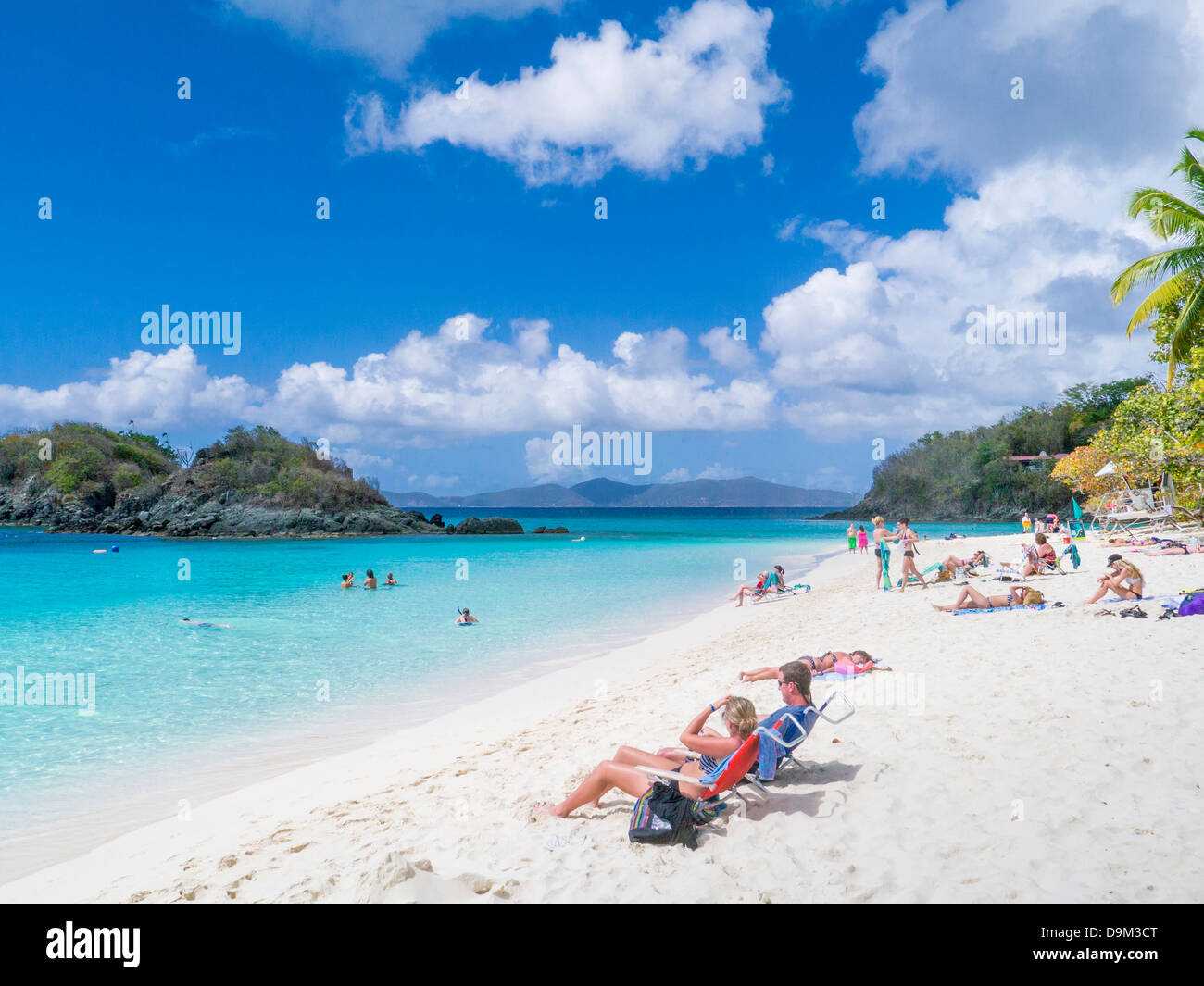 Trunk Bay Beach on the Caribbean Island of St John in the US Virgin ...