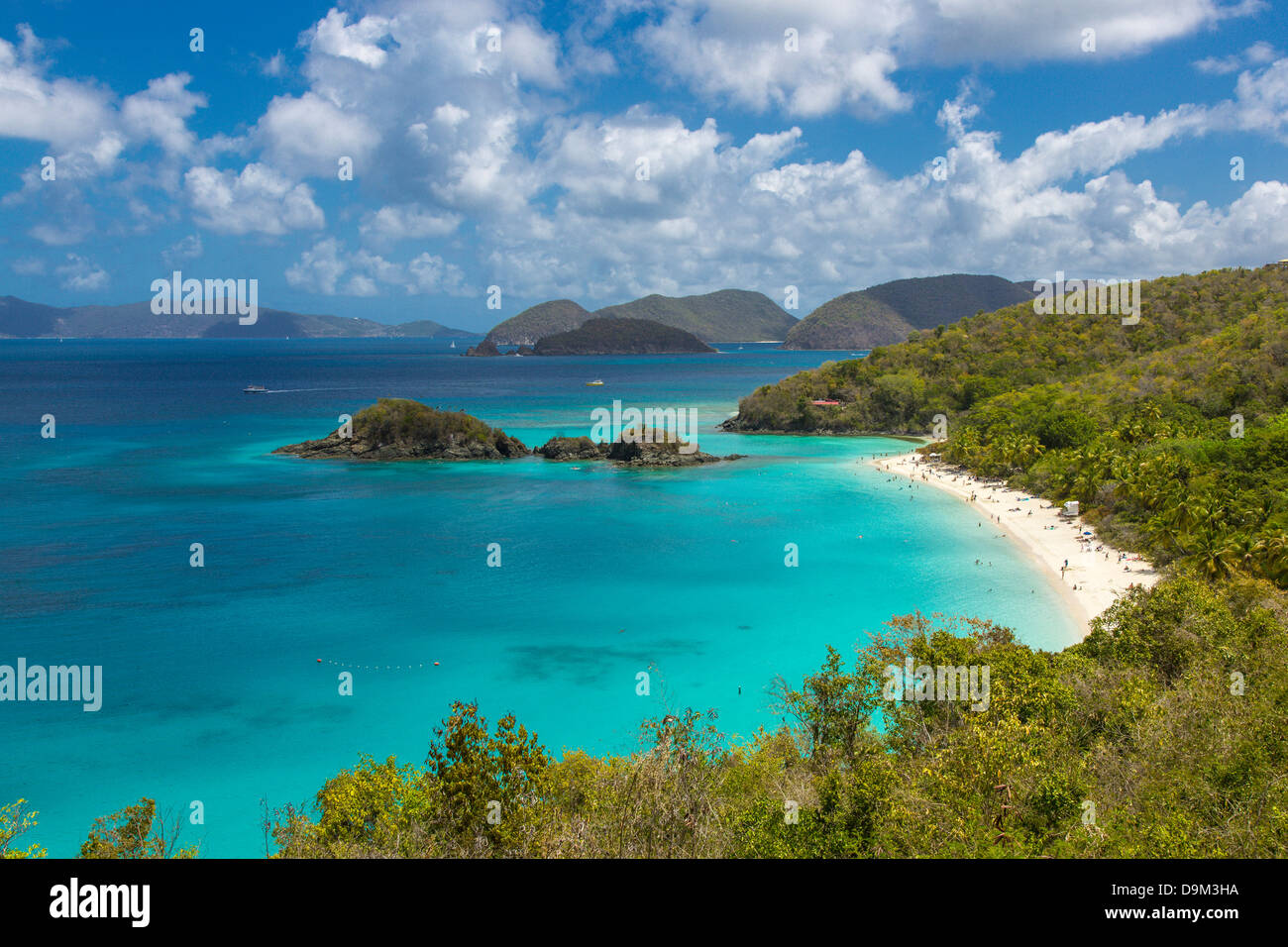 Trunk Bay Beach on the Caribbean Island of St John in the US Virgin ...