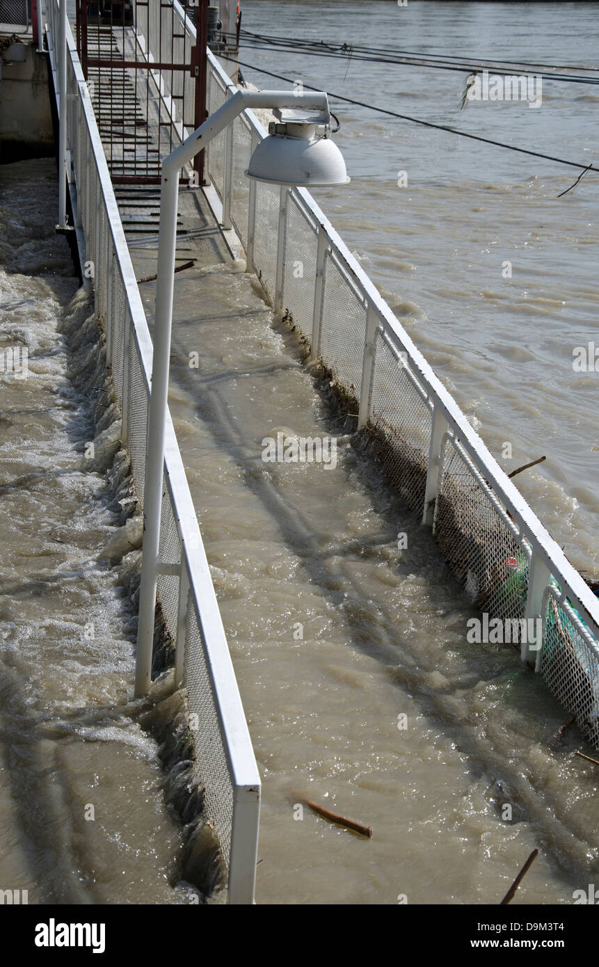 Hundred year flood hi-res stock photography and images - Alamy