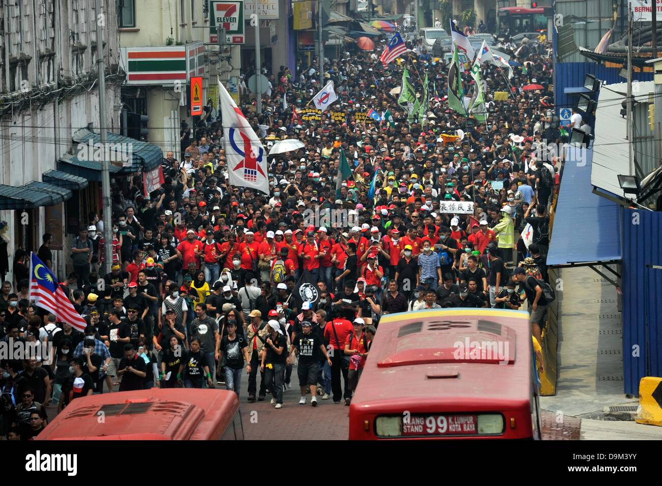 Kuala Lumpur, Malaysia. 22nd June, 2013. Supporters of Malaysian ...