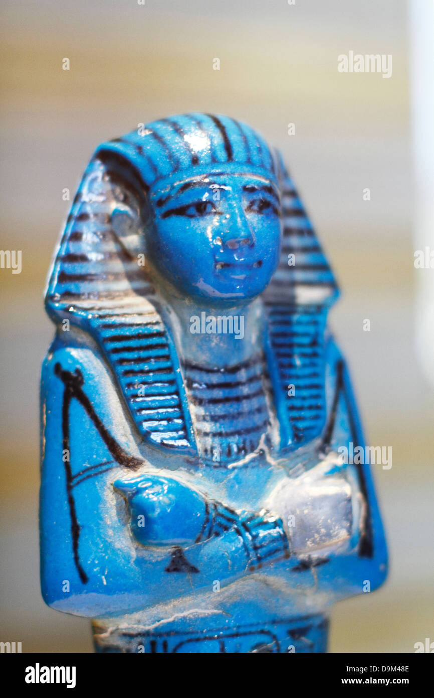 Museum egyptian louvre paris hi-res stock photography and images - Alamy