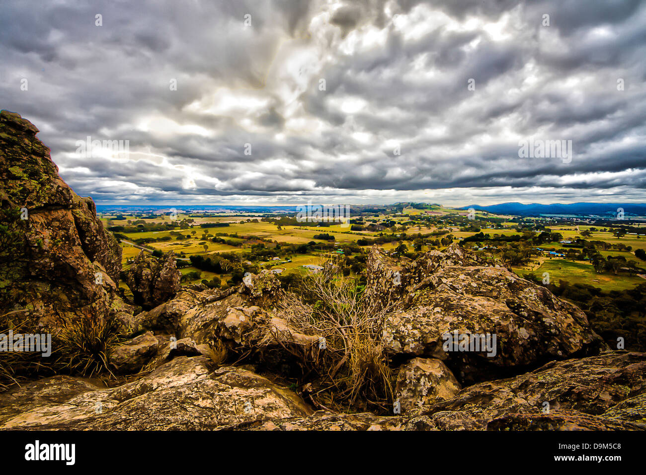 Hanging rock hi-res stock photography and images - Alamy