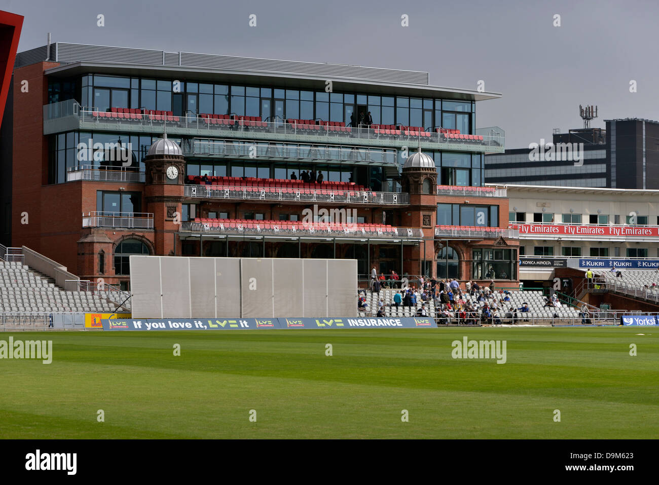 Emirates Old Trafford Cricket Ground Stock Photos & Emirates Old ...