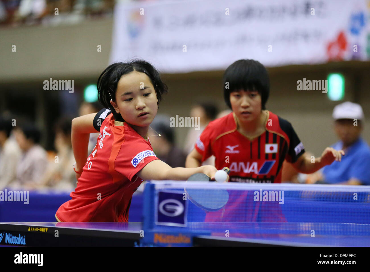 Kanagawa, Japan. June 22nd 2013. (L to R) Mima Ito, Miu Hirano (JPN ...