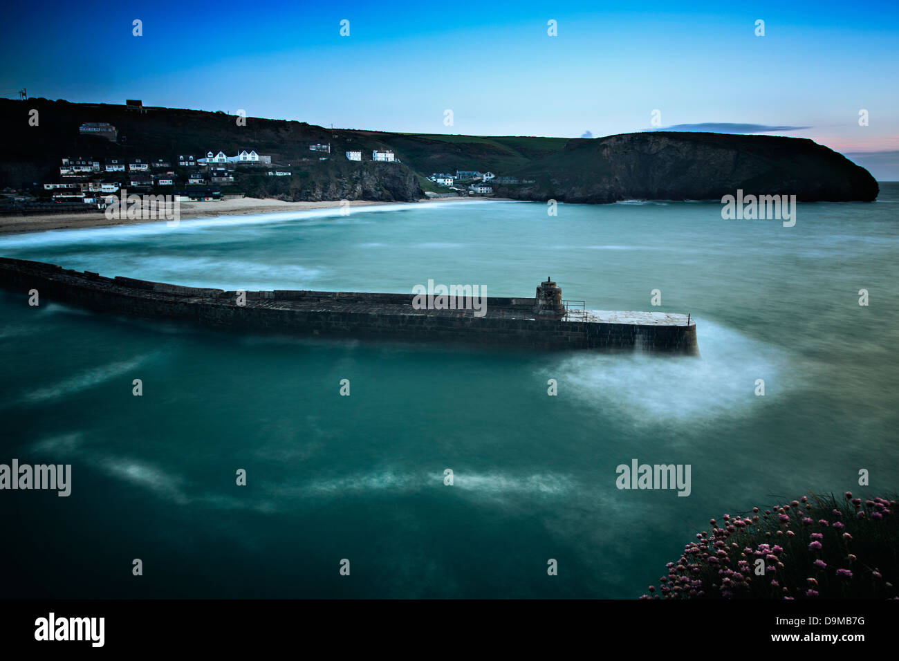 Portreath cornwall village hi-res stock photography and images - Alamy