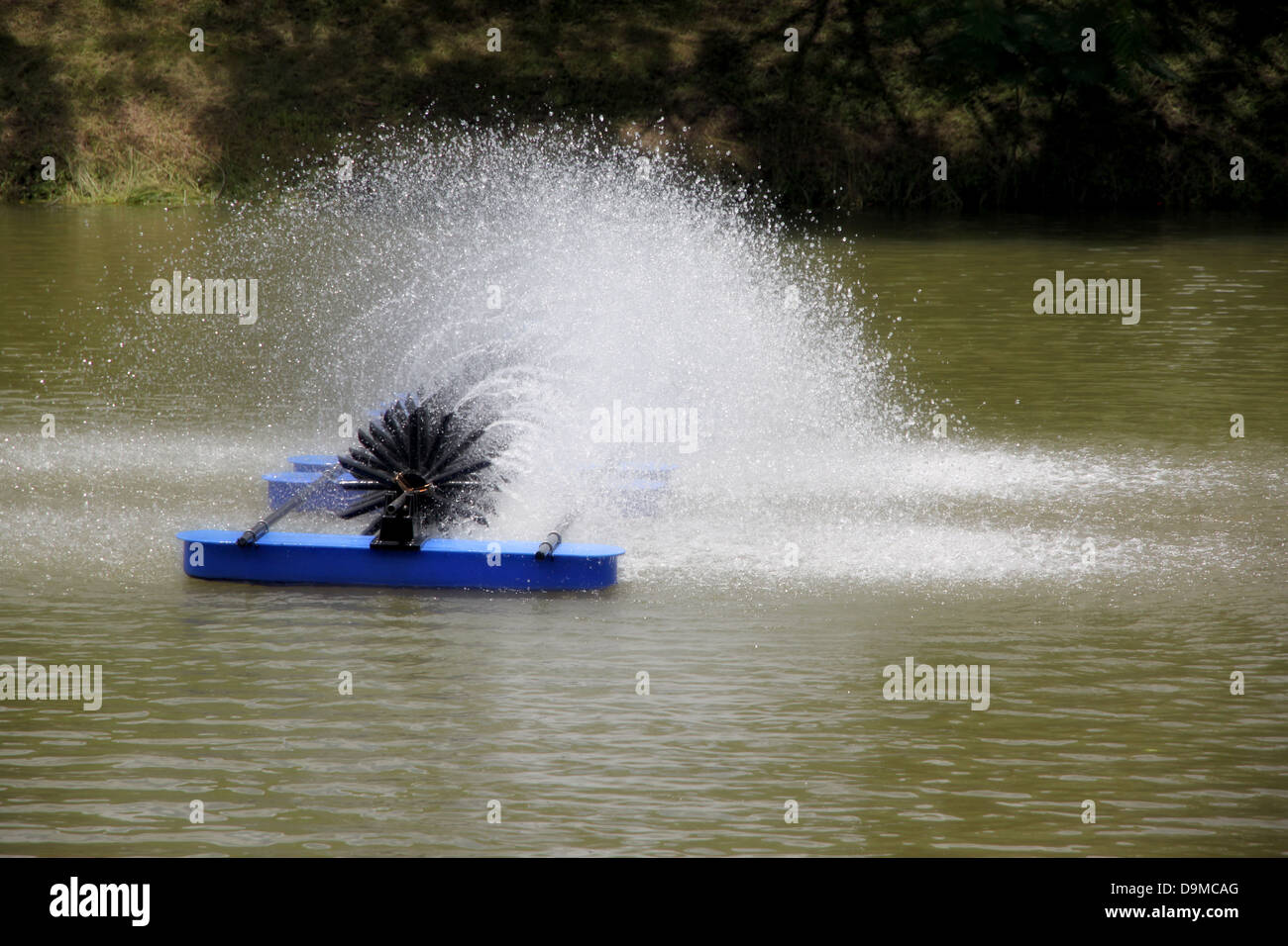 Turbine water in the pool and Turbine water is running Stock Photo - Alamy