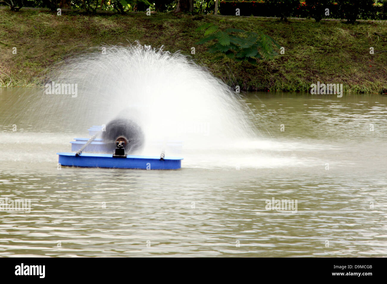 Turbine water in the pool and Turbine water is running Stock Photo - Alamy