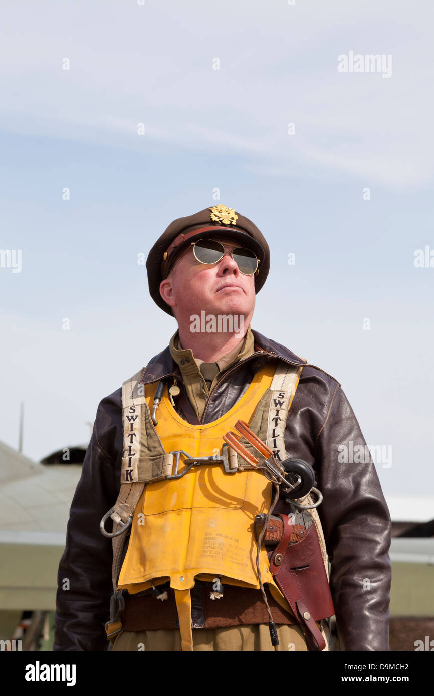 Airman 1940's hi-res stock photography and images - Alamy