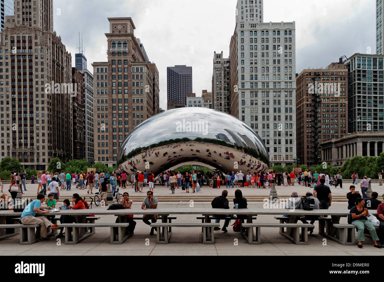 Cloud Gate at Millennium Park Stock Photo - Alamy