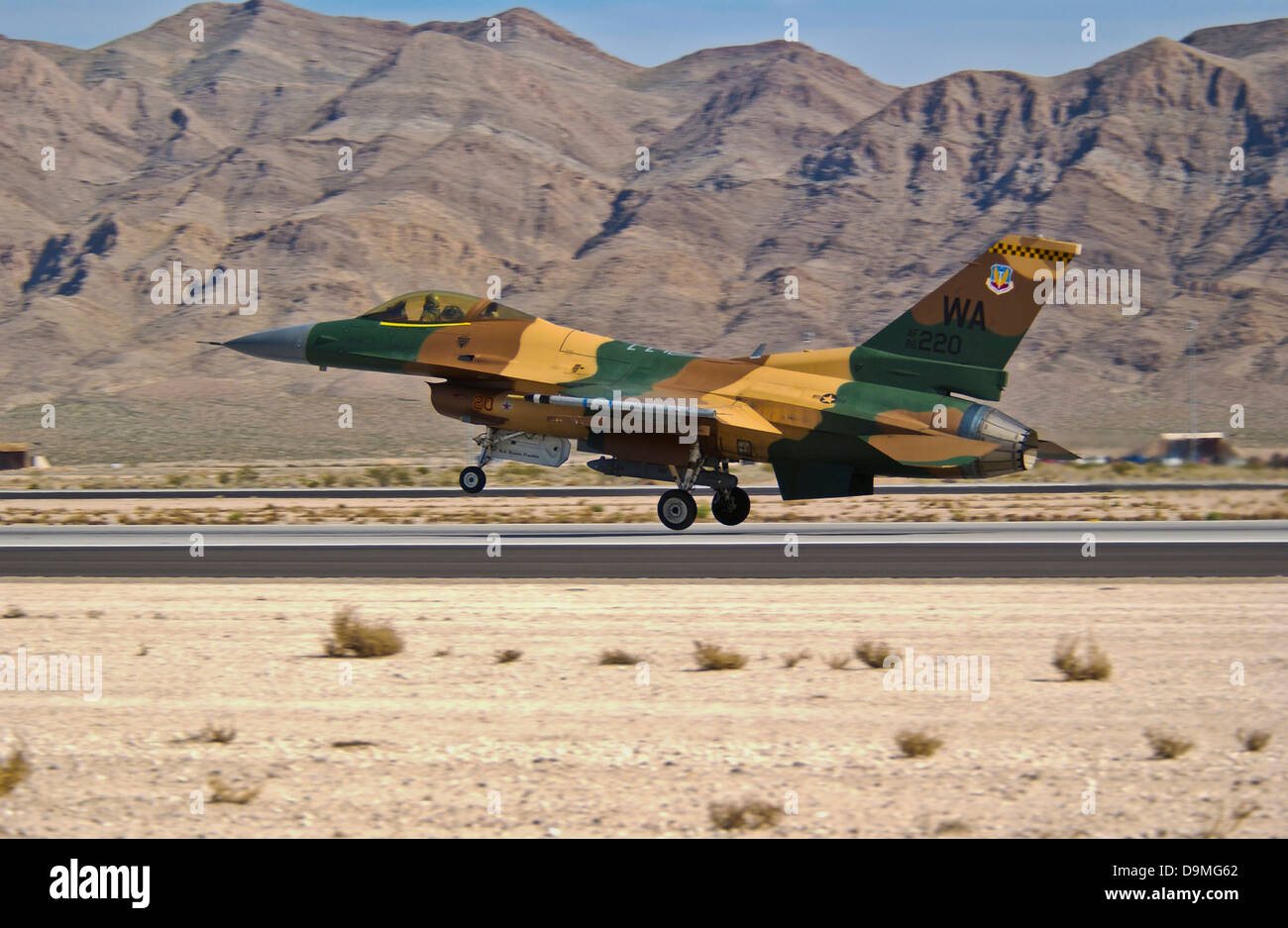 Agressor squadron aircraft hi-res stock photography and images - Alamy