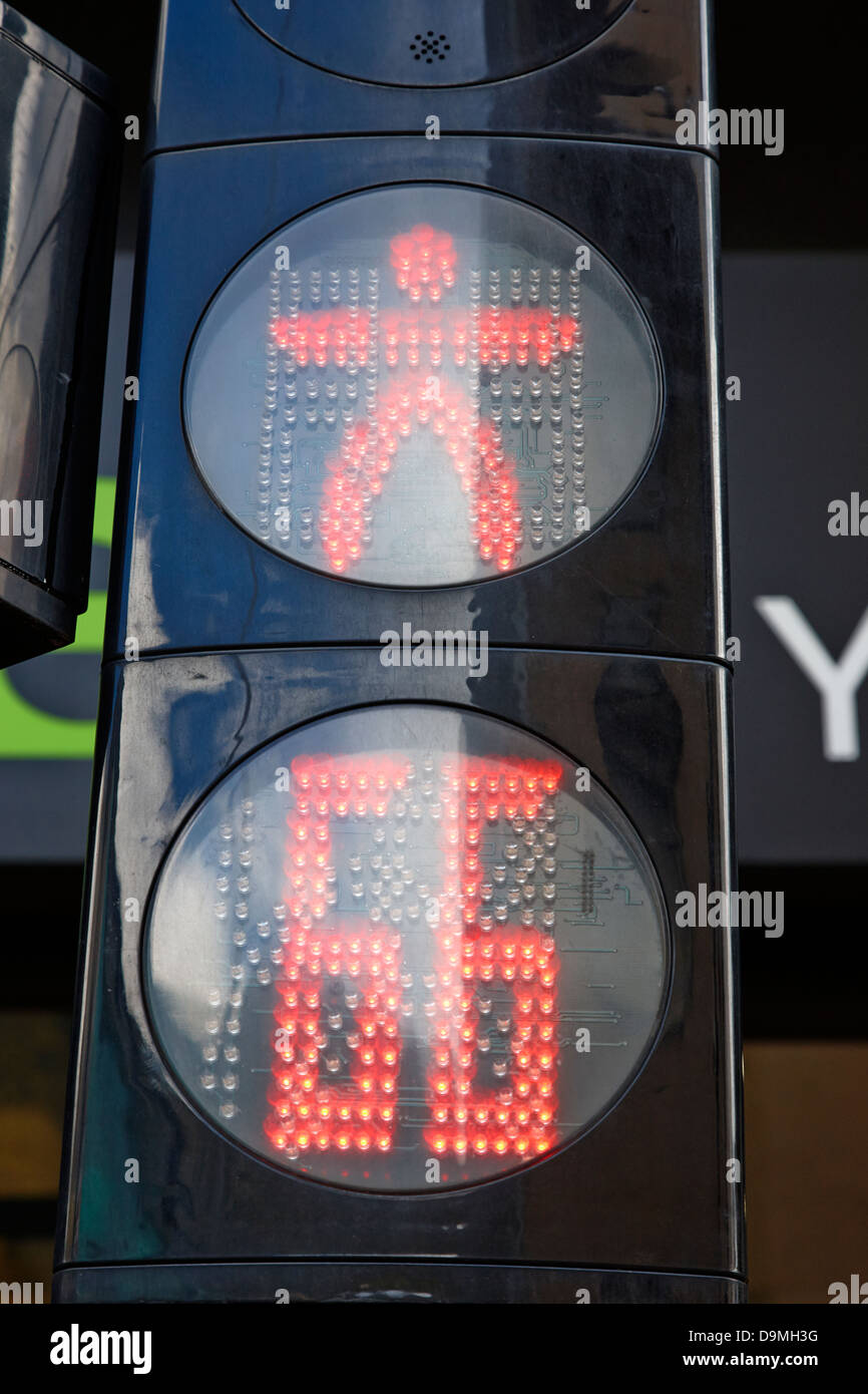 Count down traffic light High Resolution Stock Photography and Images ...