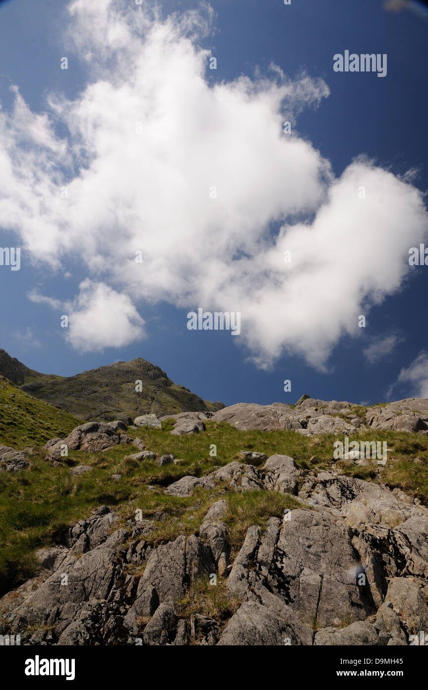 Crag hi-res stock photography and images - Alamy