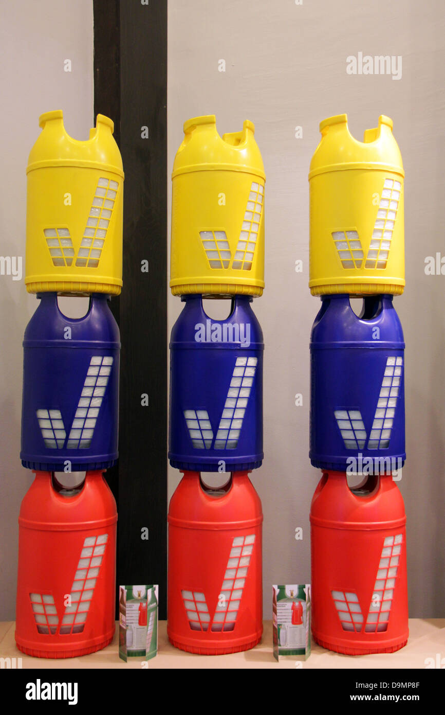 Red liquefied petroleum gas lpg hi-res stock photography and images - Alamy