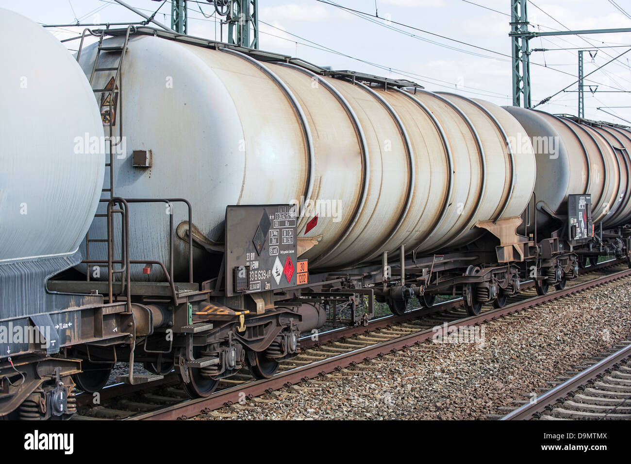 Freight cars hi-res stock photography and images - Alamy