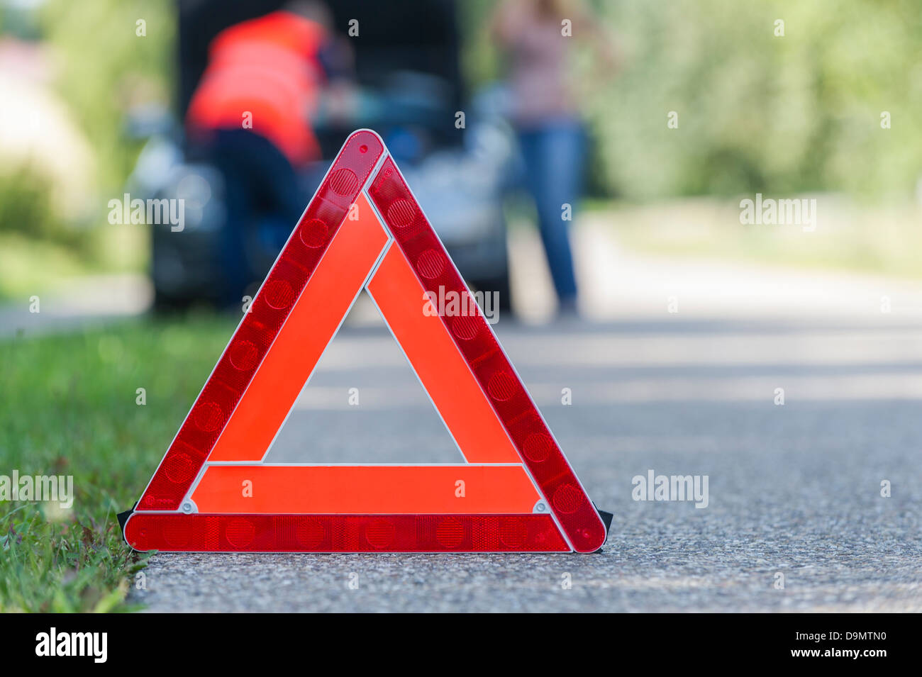 Breakdown of a car hi-res stock photography and images - Alamy