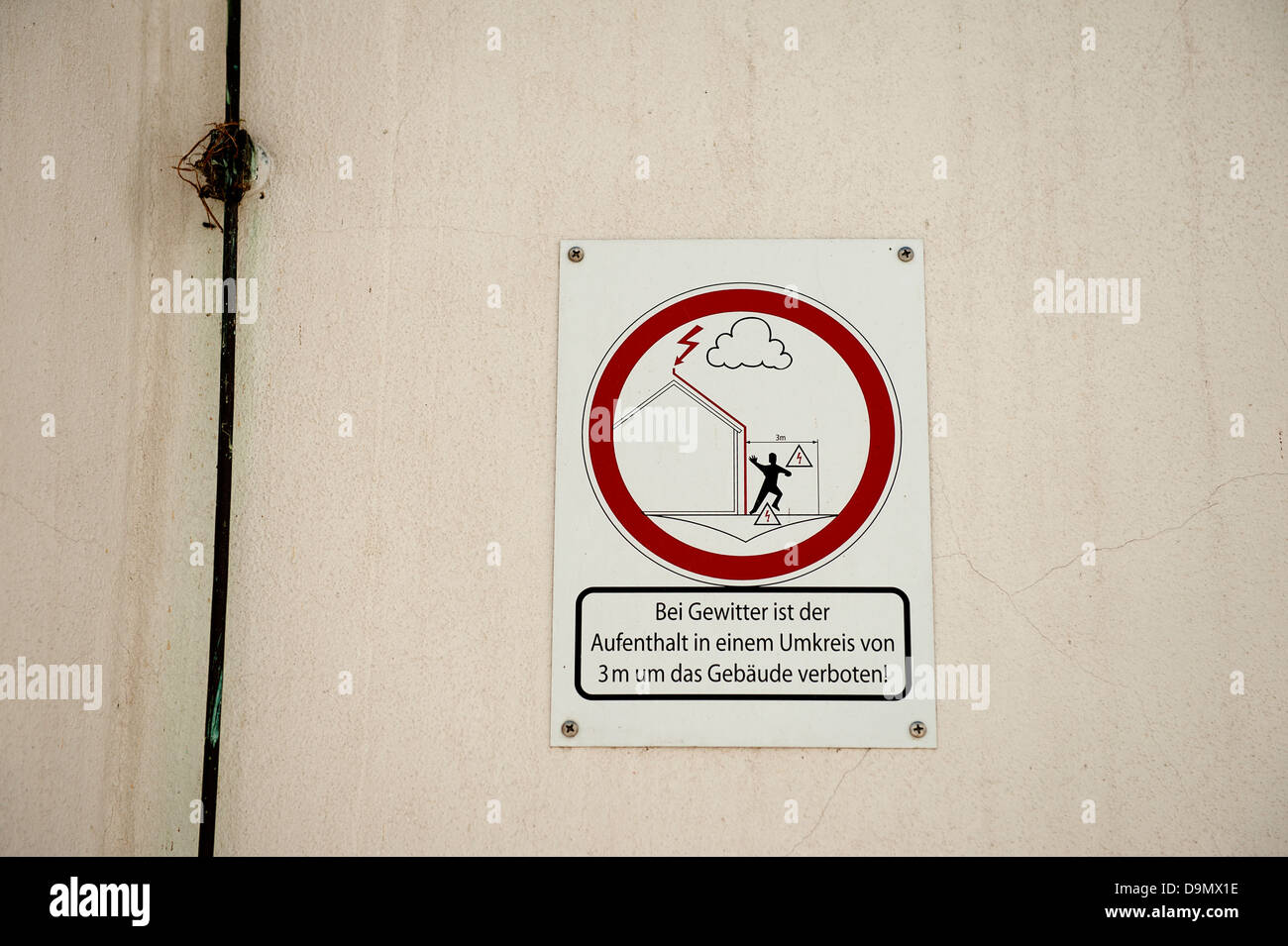 Lightning sign hi-res stock photography and images - Alamy