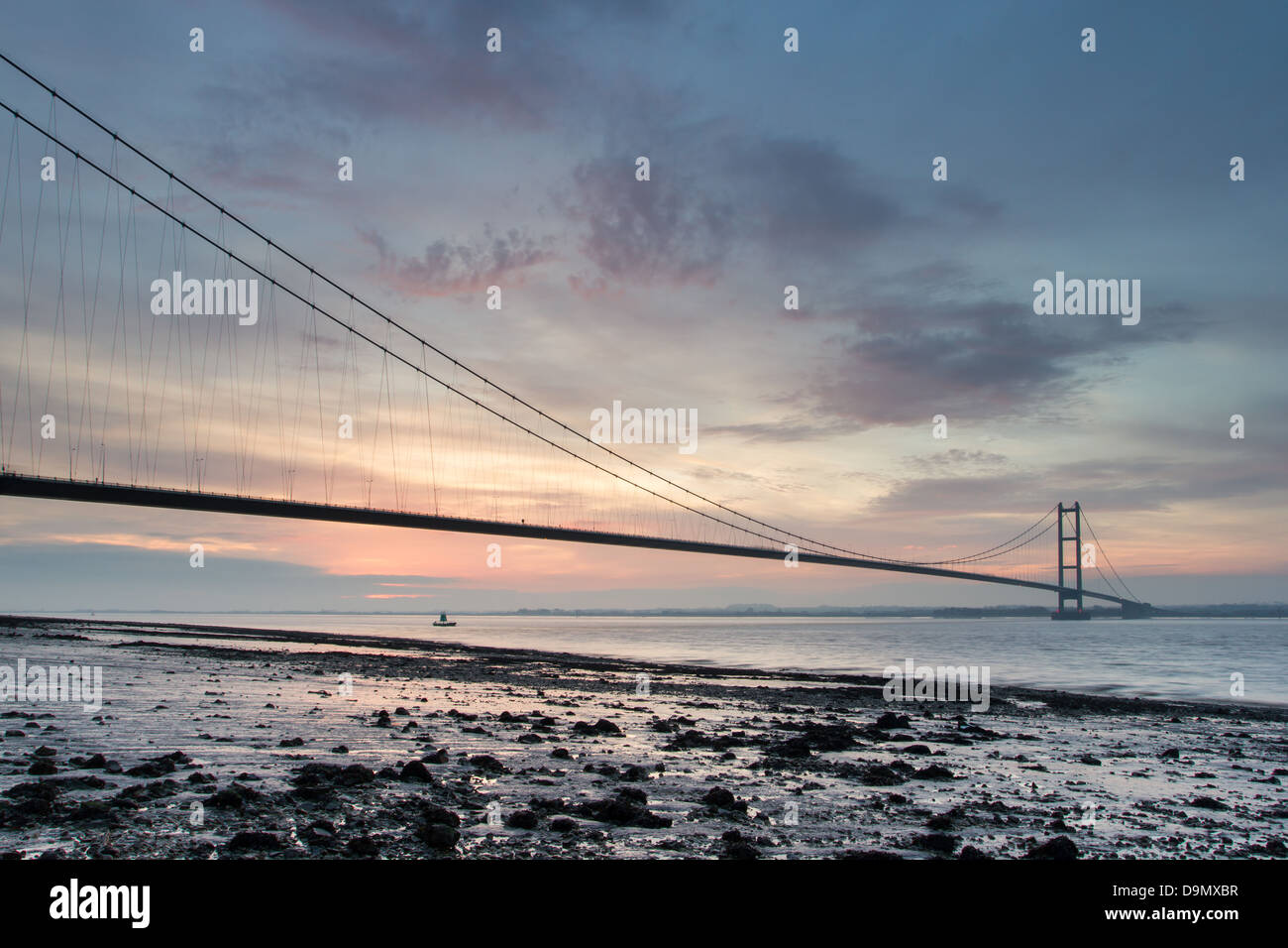 The humber bridge hi-res stock photography and images - Alamy