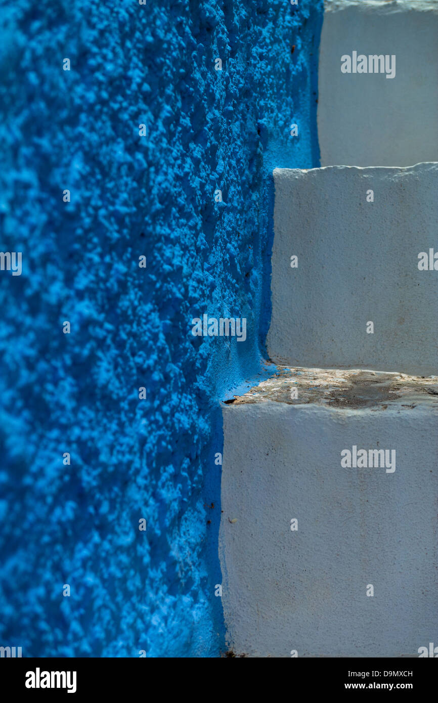 Three colors: white hi-res stock photography and images - Alamy