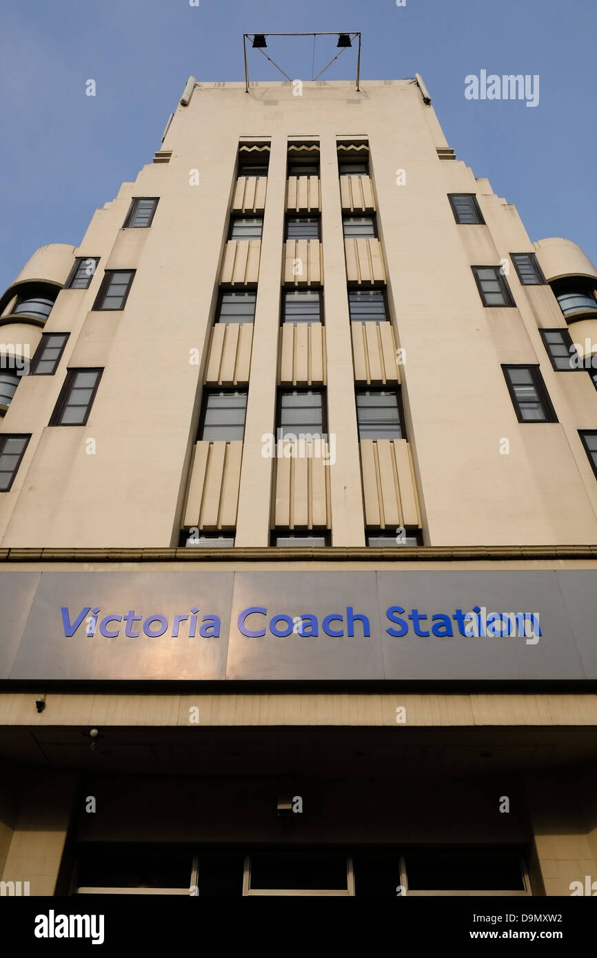 Victoria Coach Station Stock Photo - Alamy