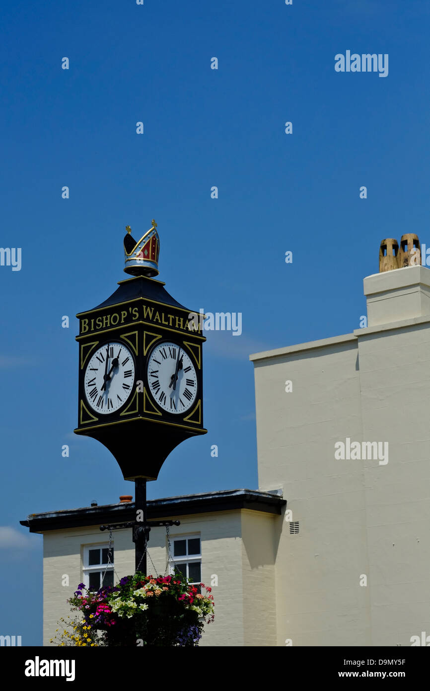 Waltham clock hi-res stock photography and images - Alamy