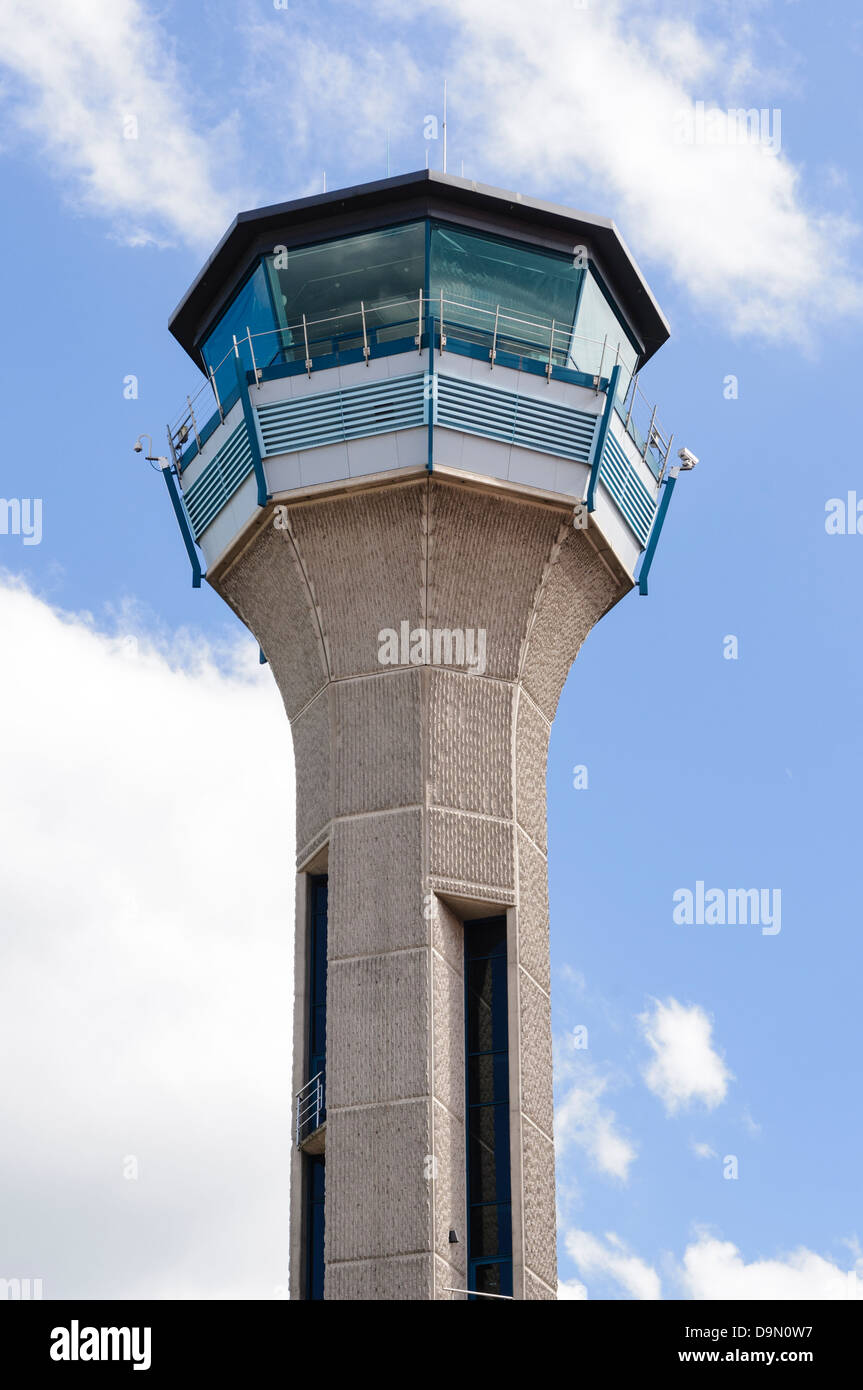 Atc radar hi-res stock photography and images - Alamy