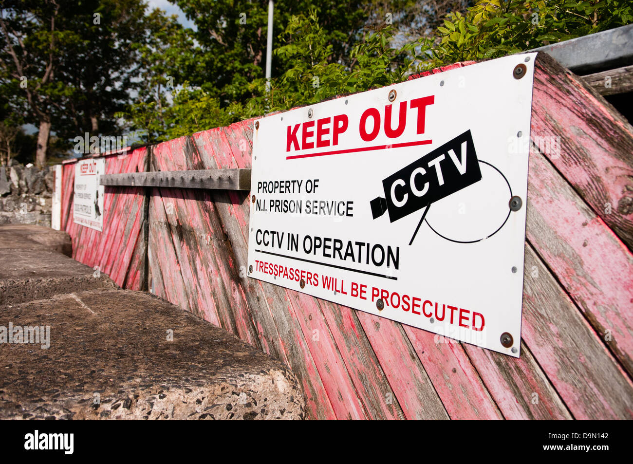Trespassers will be prosecuted hi-res stock photography and images - Alamy