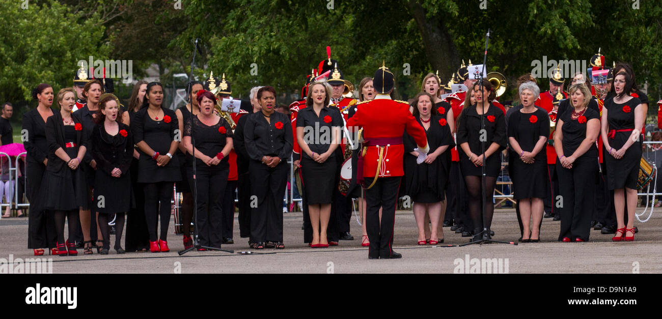 Adult choir manchester hi-res stock photography and images - Alamy