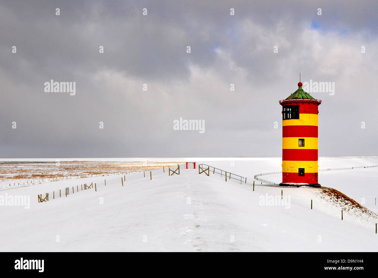 Ostfriesland greetsiel winter hi-res stock photography and images - Alamy