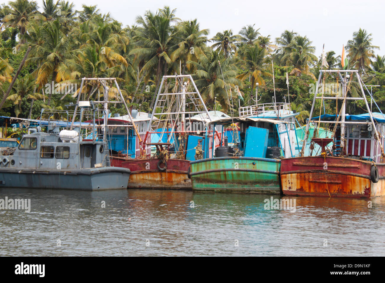 Country boats india hi-res stock photography and images - Alamy