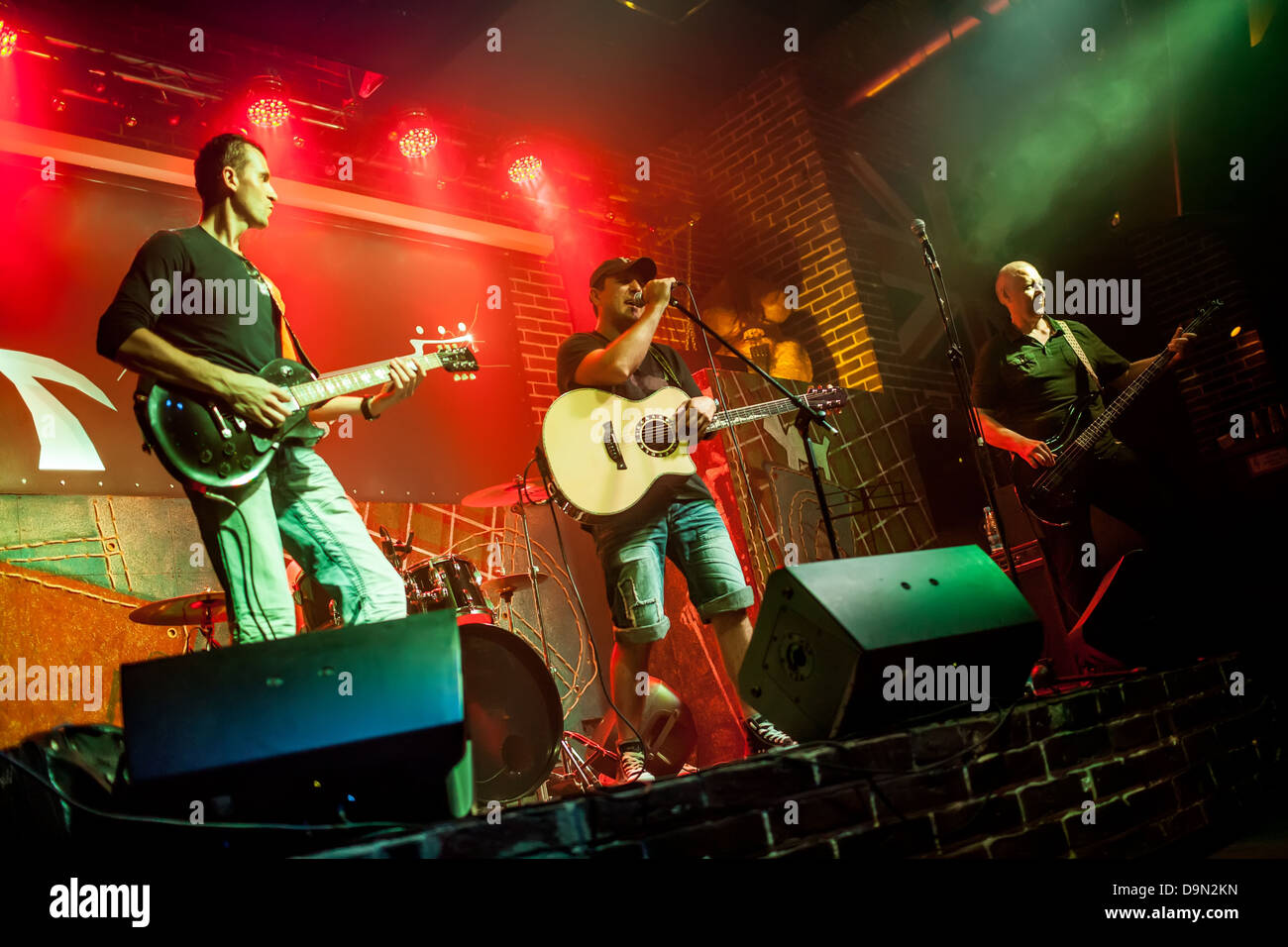 Empty band hi-res stock photography and images - Alamy
