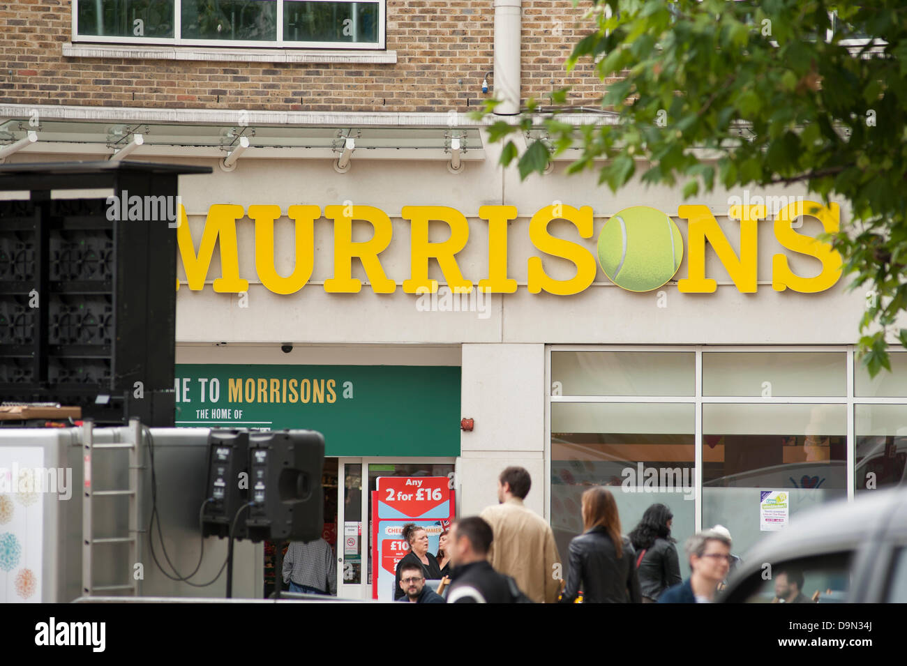 Wimbledon, London, UK. 23 June 2013. Preparations complete in Wimbledon ...
