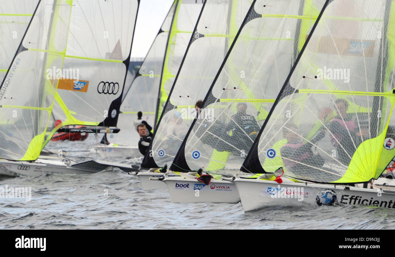 49er sail hi-res stock photography and images - Alamy