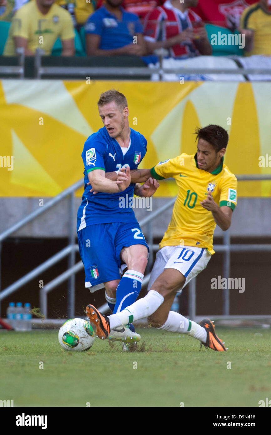 Neymar 2013 confederations cup hi-res stock photography and images - Alamy