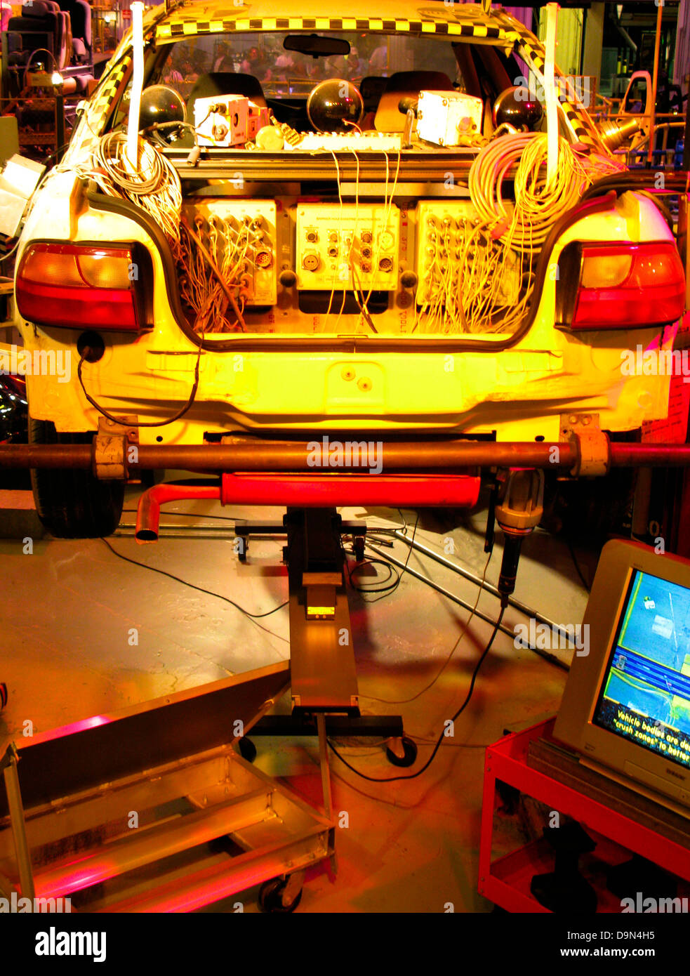 Crash test center hi-res stock photography and images - Alamy
