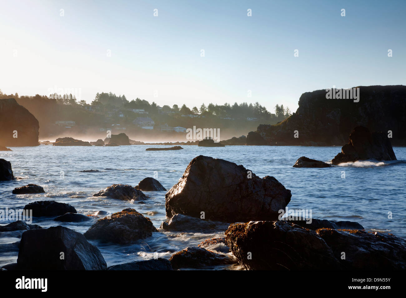 Oregon beach rocks hi-res stock photography and images - Alamy