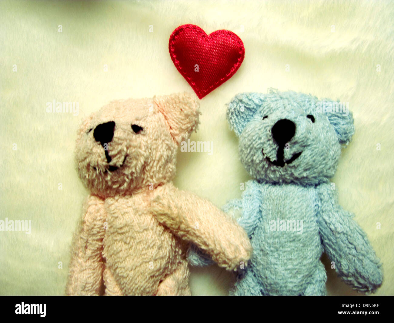 teddy bears in love Stock Photo - Alamy