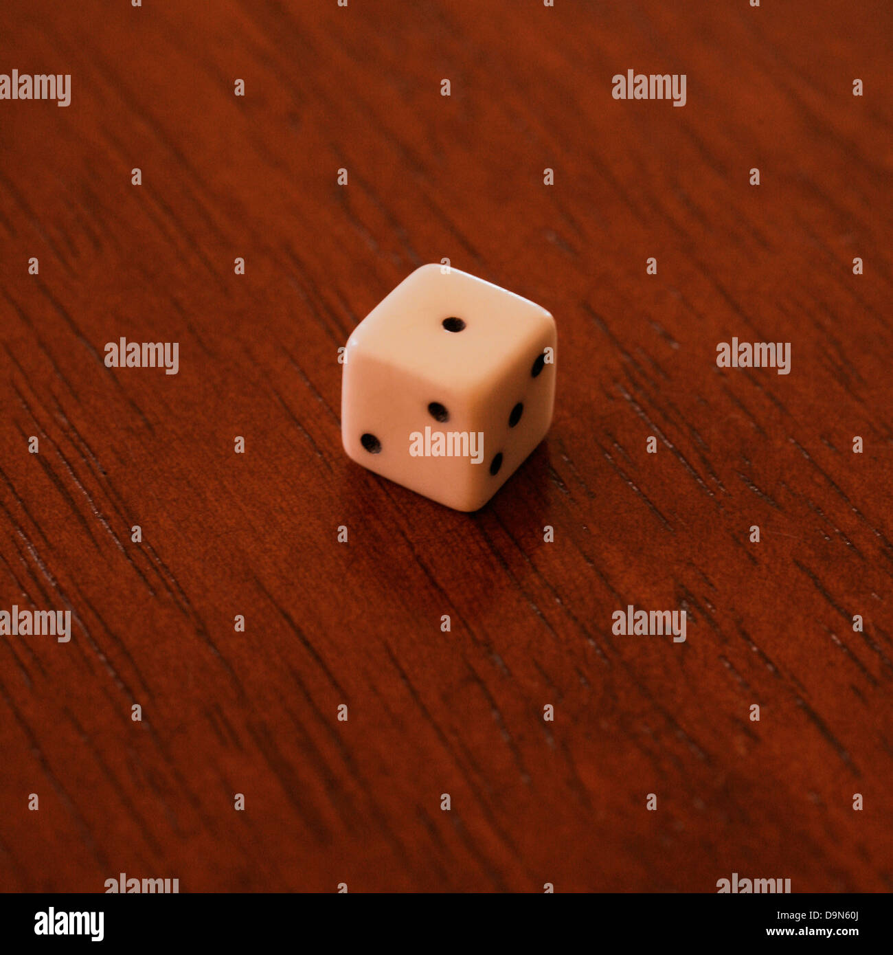 Single dice hi-res stock photography and images - Alamy